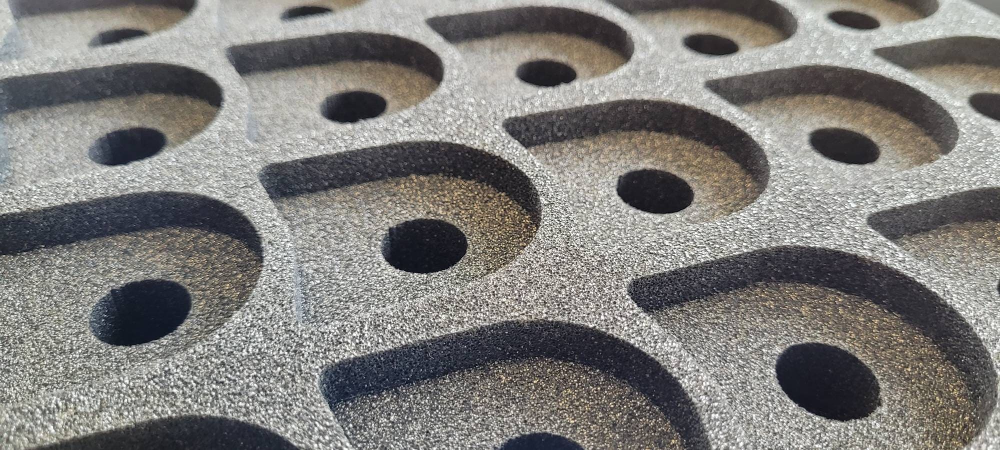 Mousse de calage, plot mousse adhésif, mousse de protection transport